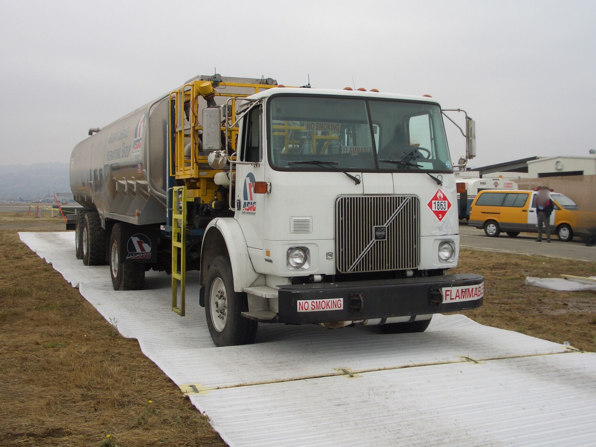 Quick access aircraft | deschamps-systems